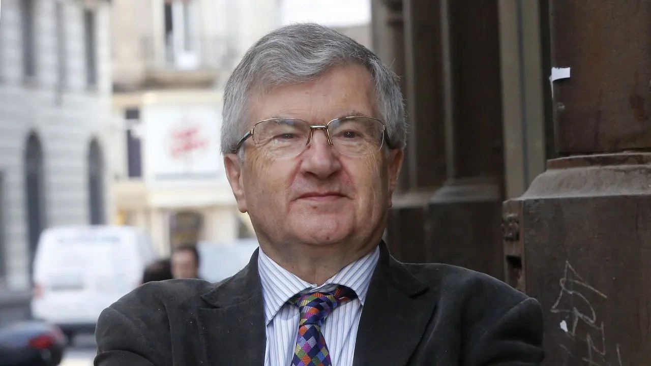 Historiador Richard J. Evans: «Populistas y nazis tienen en común que culpan al sistema político ...